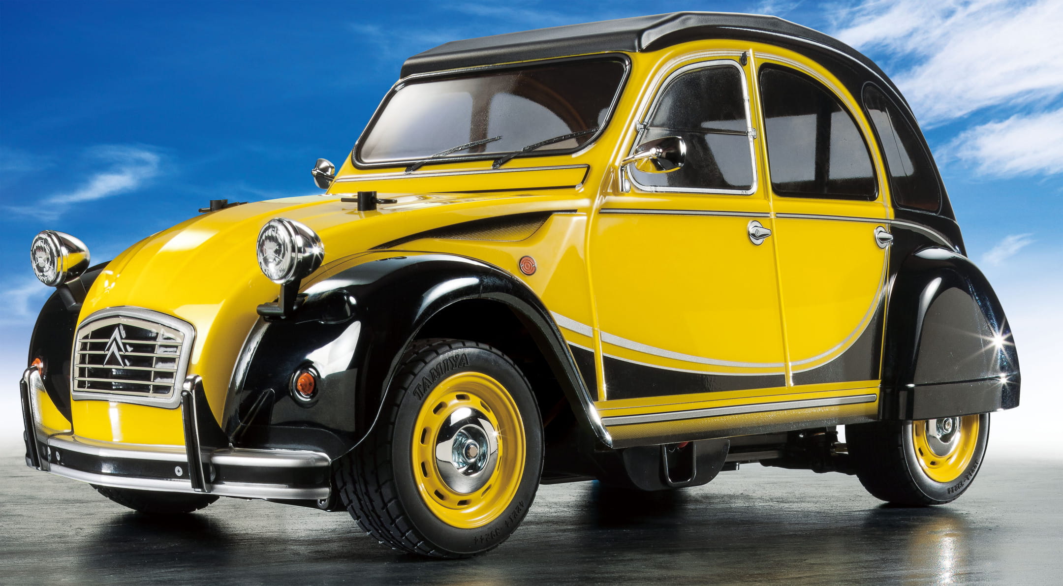 Tamiya RC Citroen 2CV Charlston 1:10 2,4Ghz